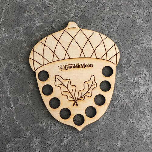 Acorn Thread Keep – The Crafty Ewe